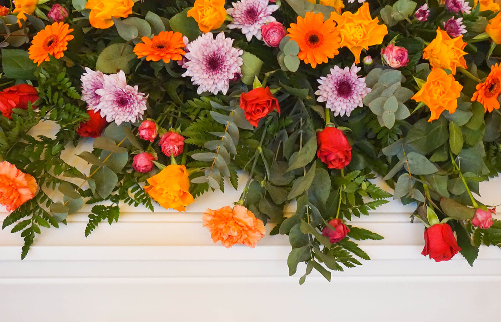 In Memoriam: The Art and Etiquette of Sending Funeral Flowers